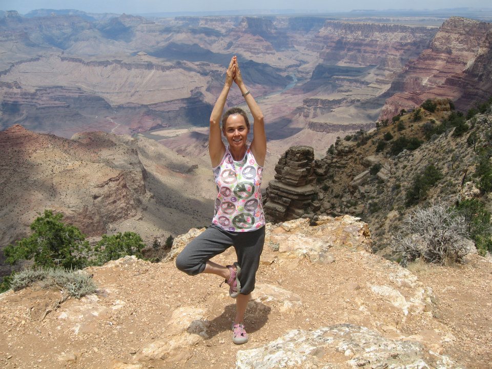 Yoga for Golfers with a Touch of Tai Chi - MC Cortina